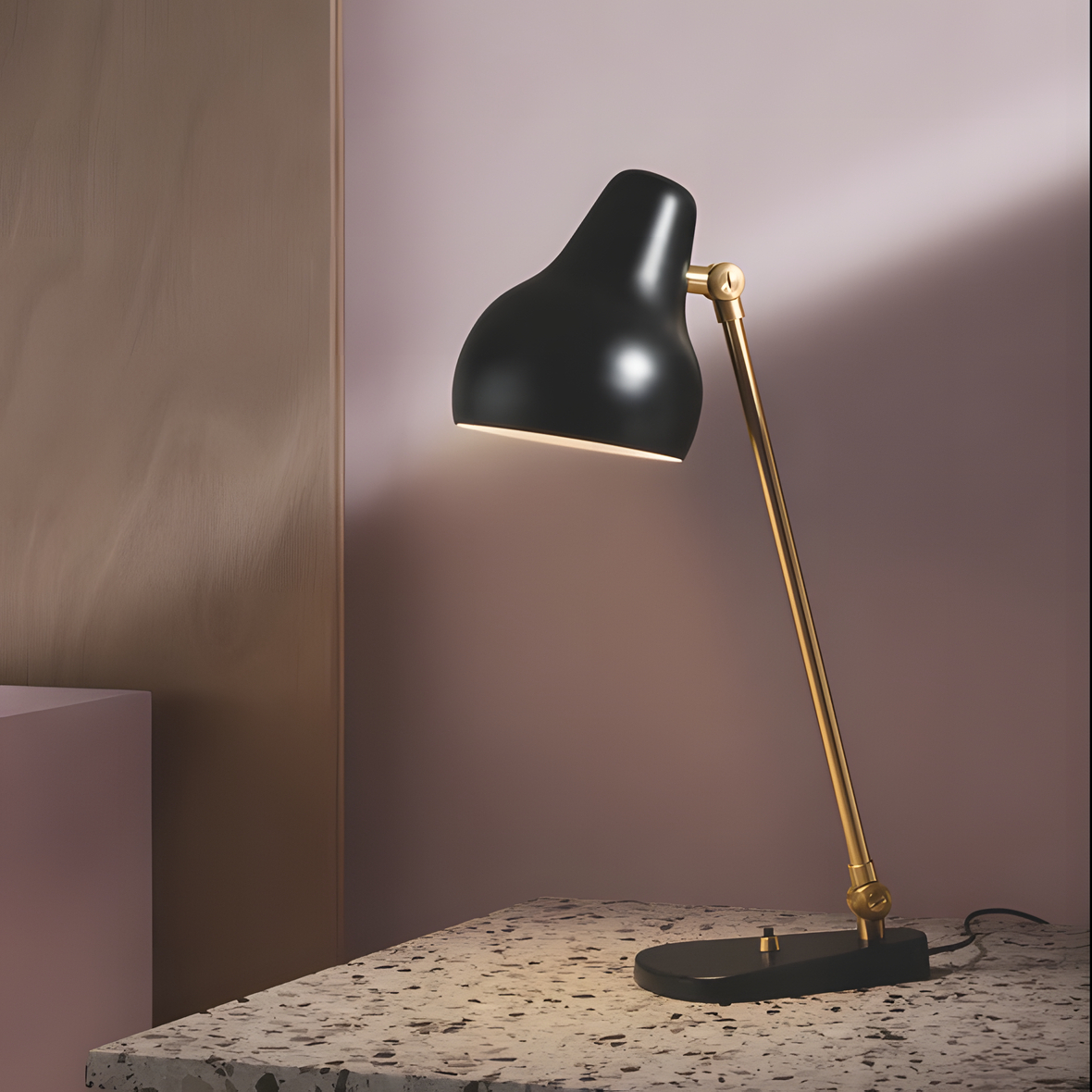 VL38 Table Lamp | ‎Minimalist Table Lamp | Ping Lighting